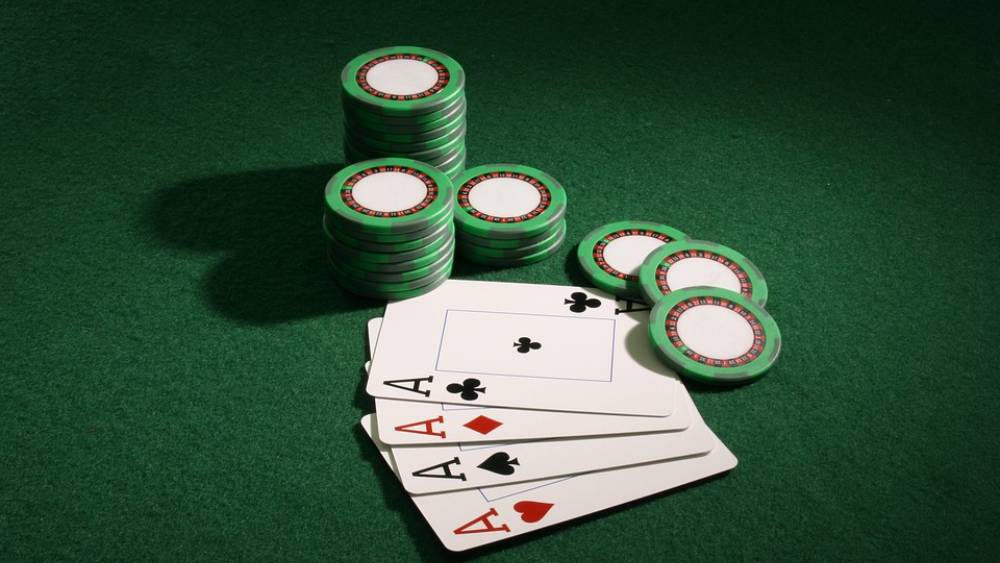 Sailor Roberts And The Infamous Texas Road Gamblers