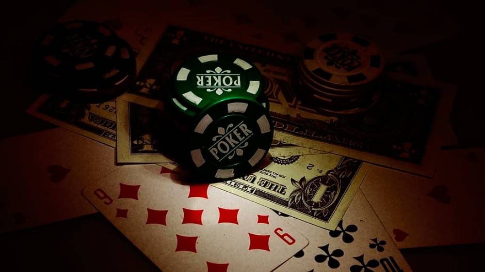 Charlie Carrel - A Young And Gifted Professional Poker Player