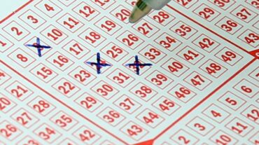 Lottery Bonus Ball - What Does It Do And How Does It Work?