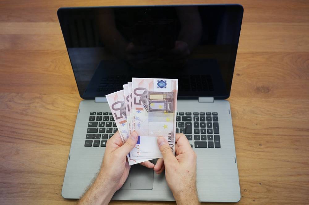 Win-Draw-Win Successful Betting Strategies in Soccer